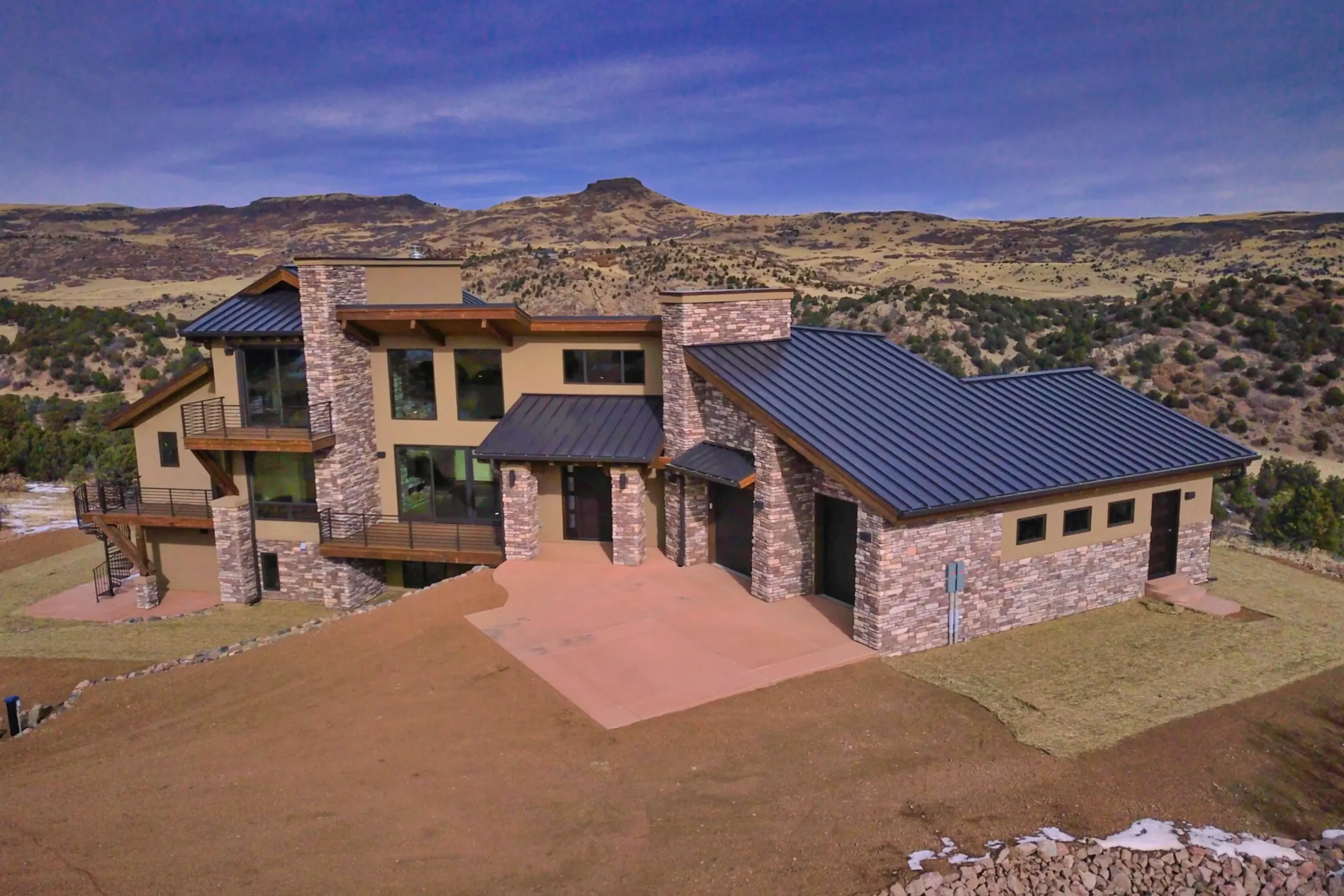 Rocky Heights: Colorado Luxury Meets Mountain Wilderness